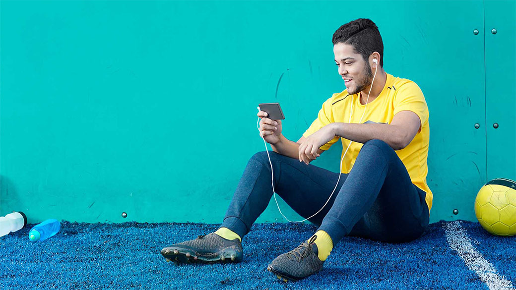 EE Tech & Gaming | TOTUM Student Discount | Studio Pro - £129.00 – £220 ...